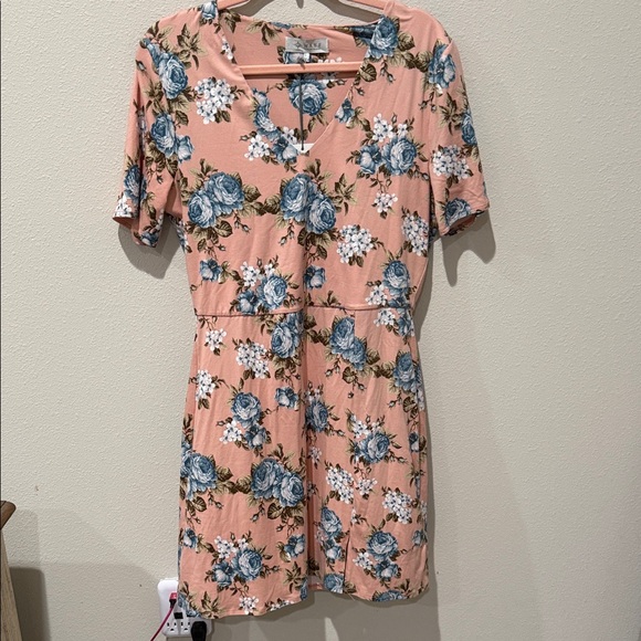 Wayf | Dresses | Wayf Peach And Blue Floral Mini Dress | Poshmark